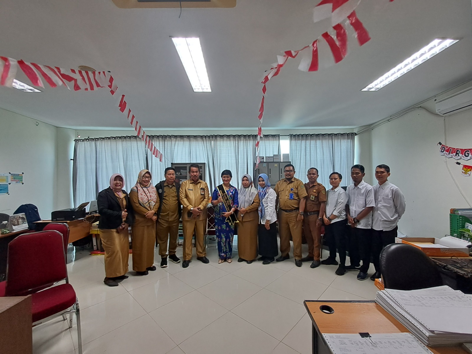 Linda Romauli Siregar Resmi Lepas Kontingen Porseni Nasional X Asal PPU