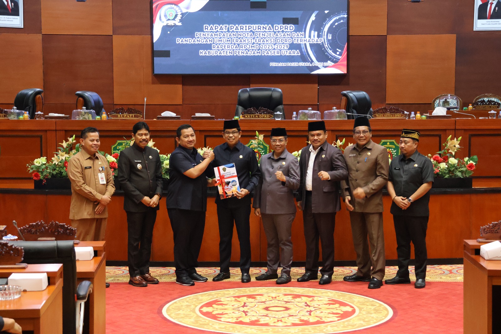 Bupati PPU Sampaikan Nota Penjelasan RPJMD 2025–2029 dan Rancangan KUA-PPAS 2026